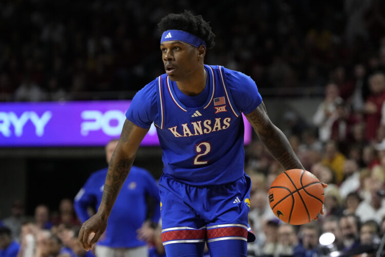 Preview: Down a starter, KU will welcome K-State to Allen Fieldhouse ...